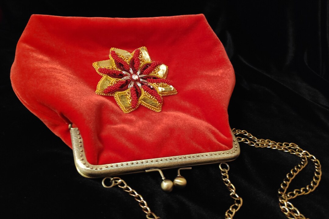 Red Velvet Evening Purse Hand Beaded Mandala Embroidery Clutch Kiss ...