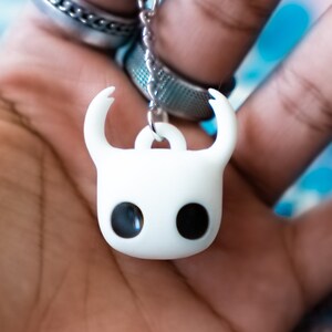 Hollow Knight Keychain Hollow Knight Gift - Etsy