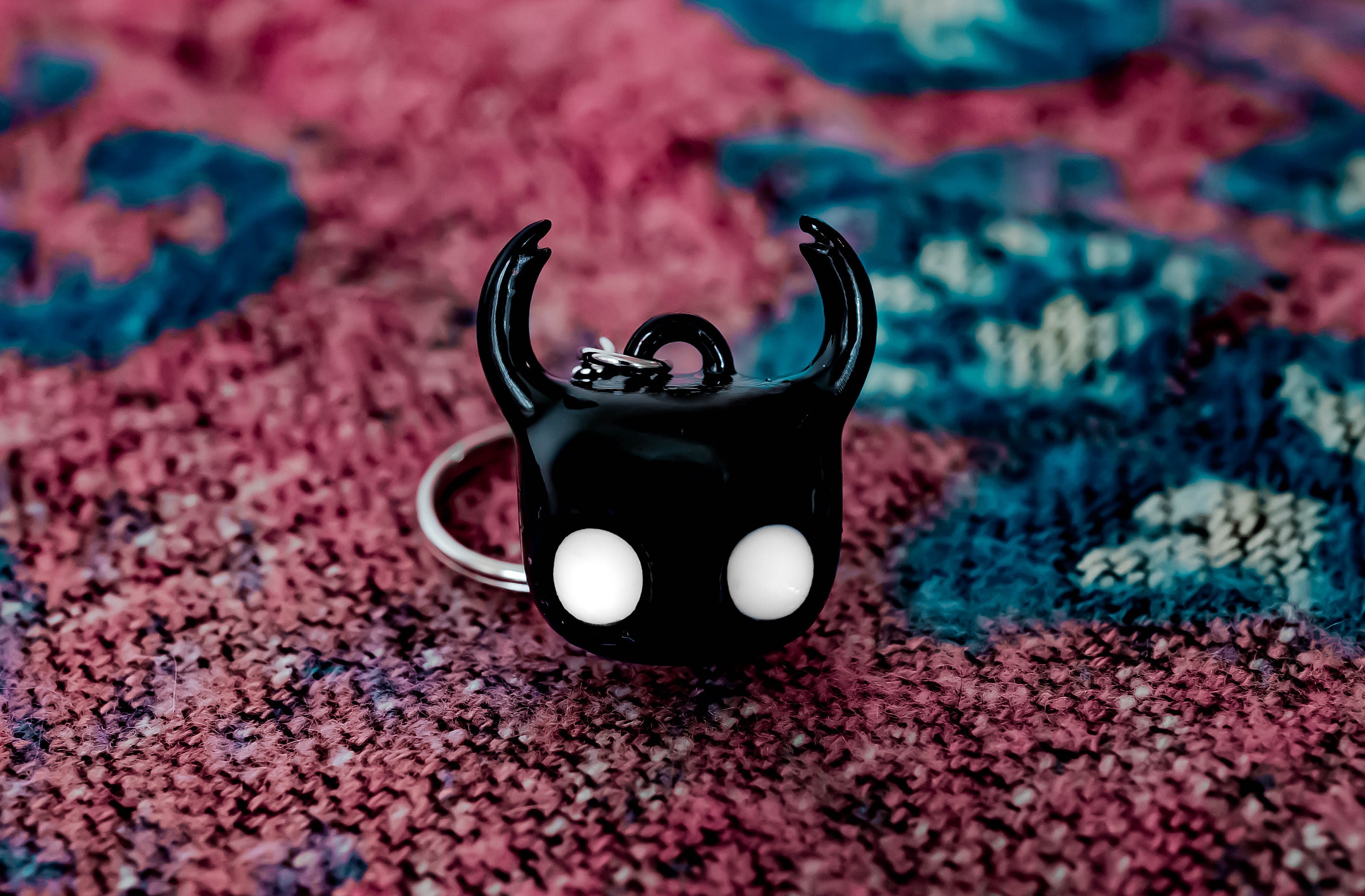 Hollow Knight Keychain Hollow Knight Gift - Etsy