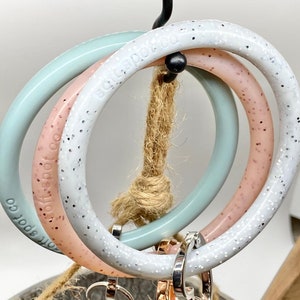 Keychain Bracelet | Silicone Key Ring | Key Loop | Silicone Bangle ...