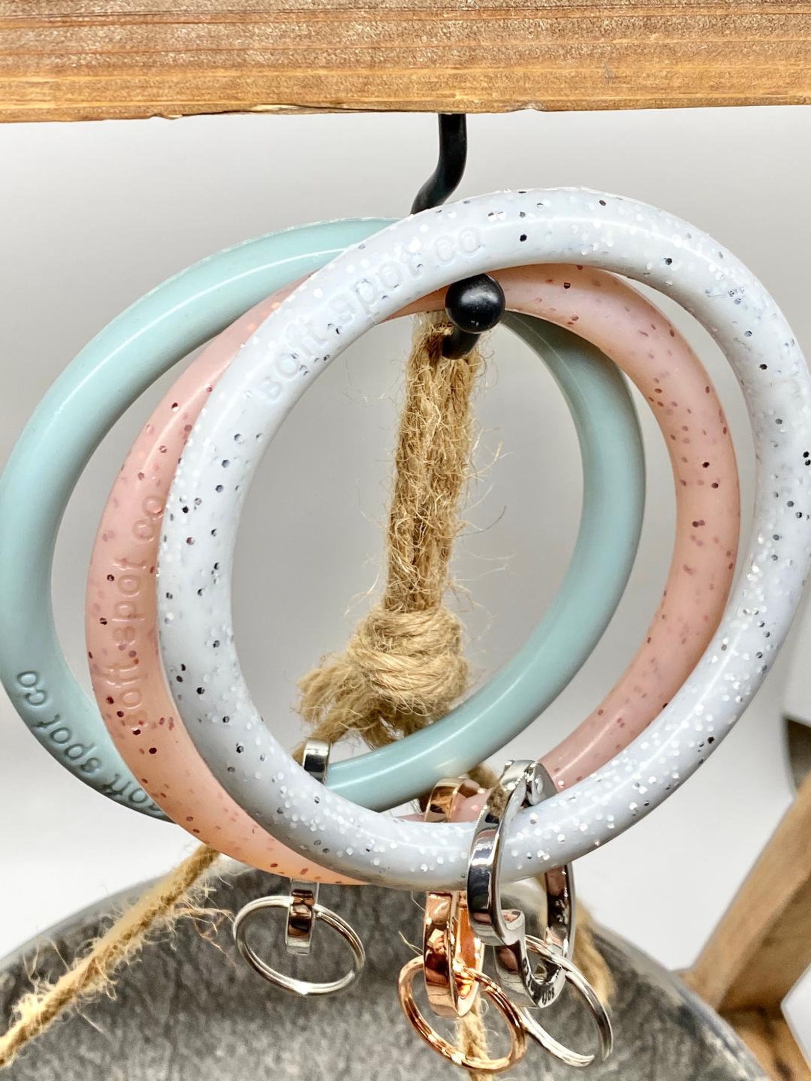 Keychain Bracelet | Silicone Key Ring | Key Loop | Silicone Bangle ...