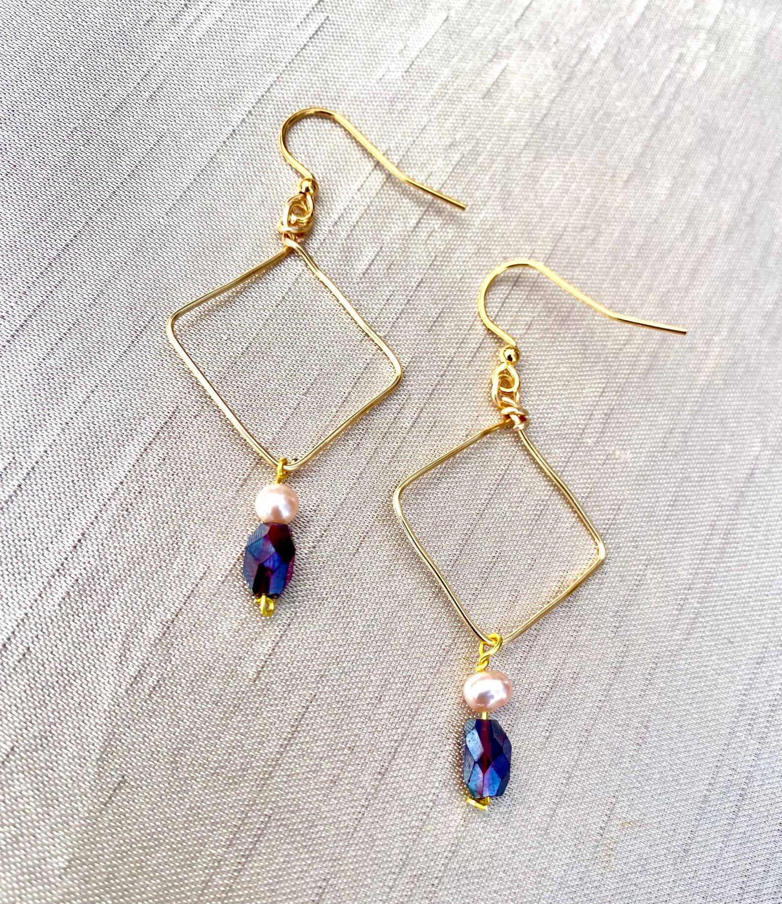 Freshwater Pearl and Garnet Rhombus Fish Hook Earrings - Etsy