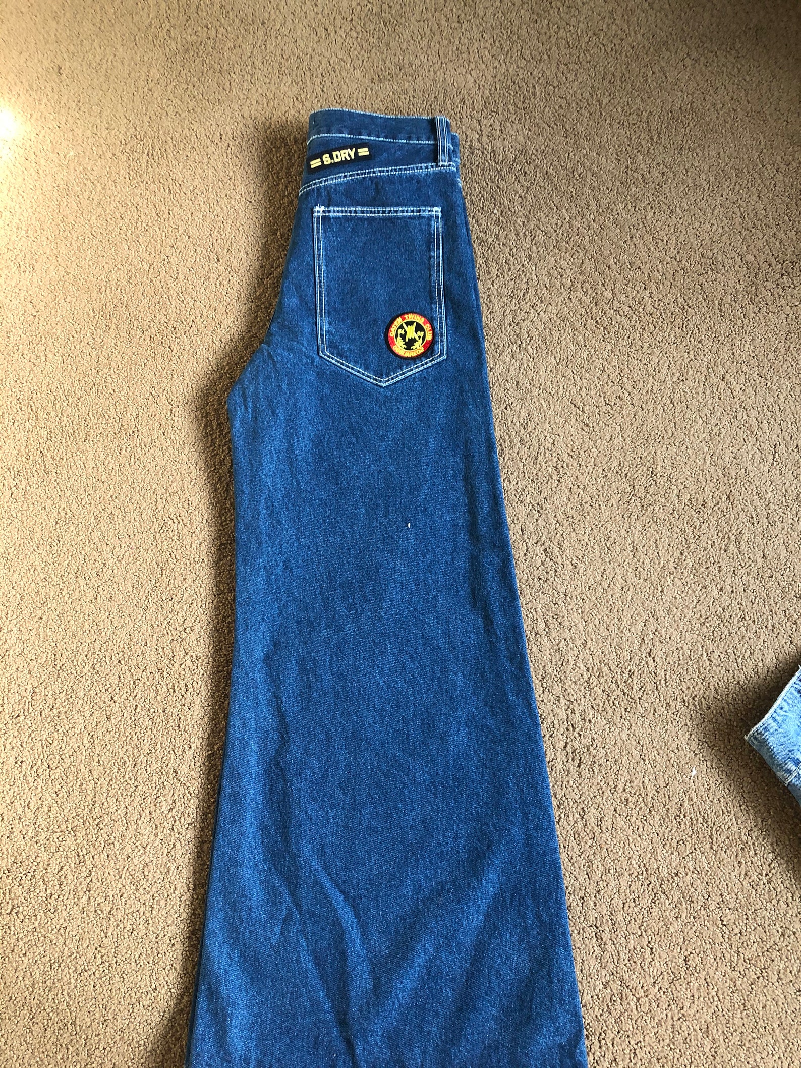 Old Fashion Jeans Women, Jeans With Patches, Jeans Art, Pin Up, Vintage ...