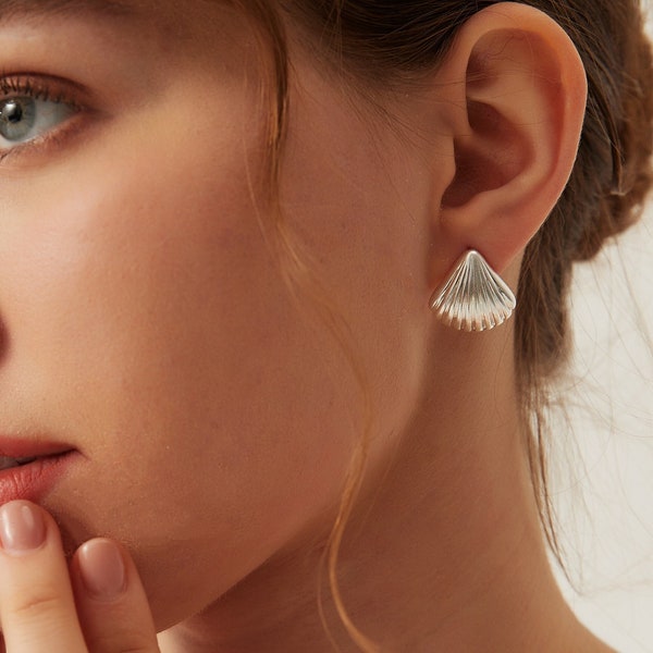 Gold Shell Earrings - Etsy