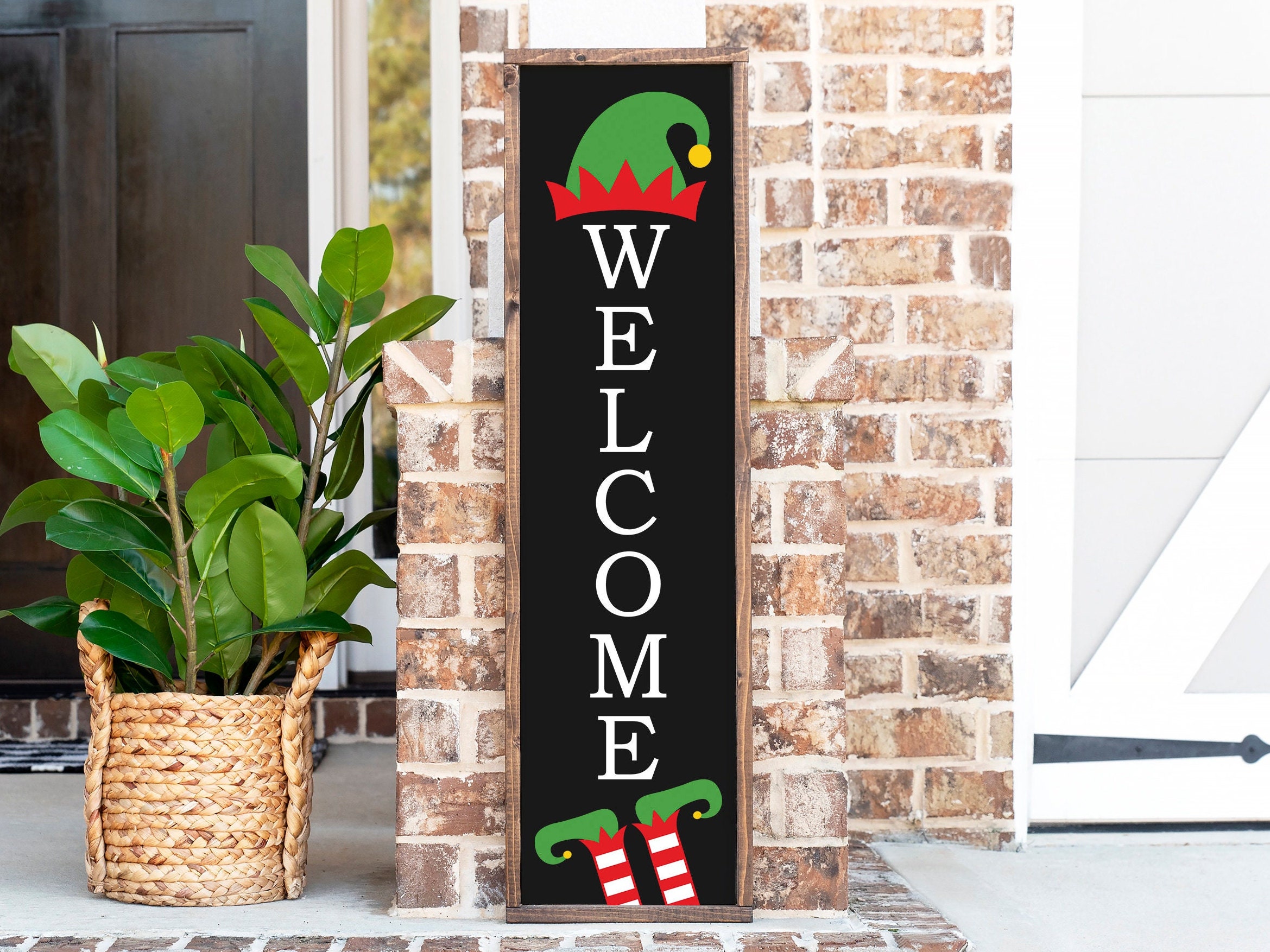 Christmas Elf Welcome Sign SVG PNG DXF Holiday Vertical - Etsy Canada