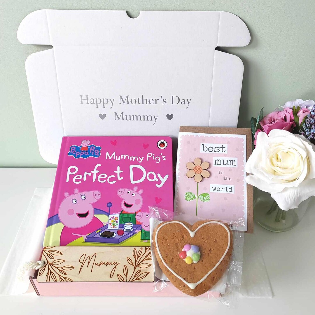 Peppa Pig Mother's Day Book Gift Set, Mummy Day Present, Mummy Bookmark ...