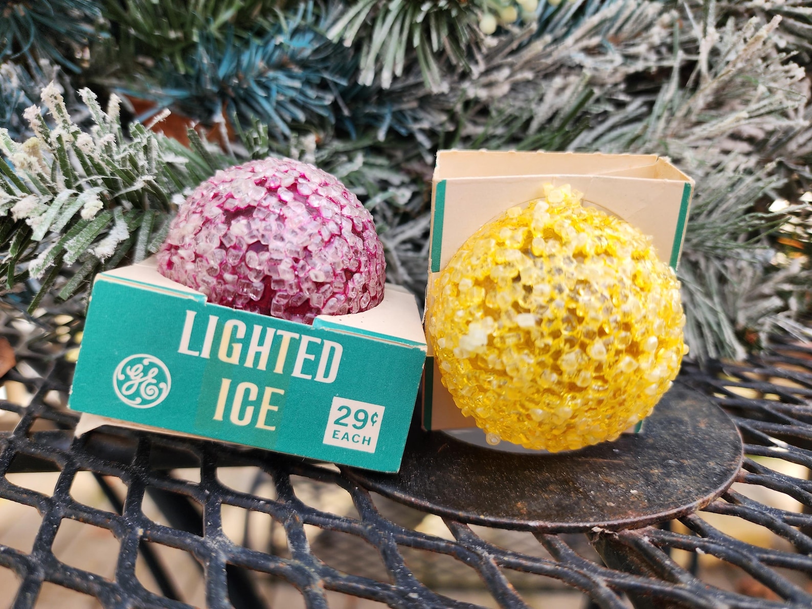 Vintage Christmas Lighted Ice Bulbs,set of 2, Red and Yellow - Etsy