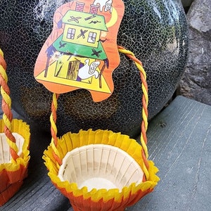 Pair of Vintage Paper Nut Cups, Candy Container, Haunted House ...