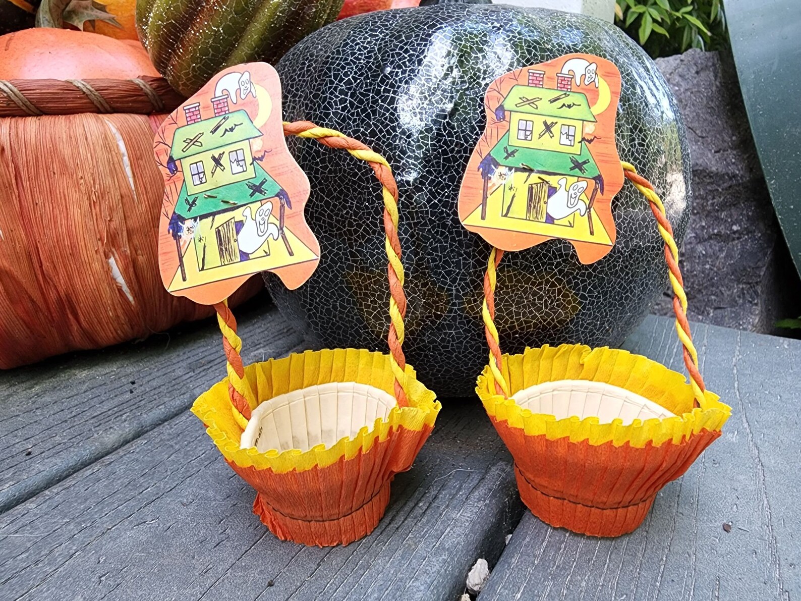 Pair of Vintage Paper Nut Cups Candy Container Haunted House - Etsy