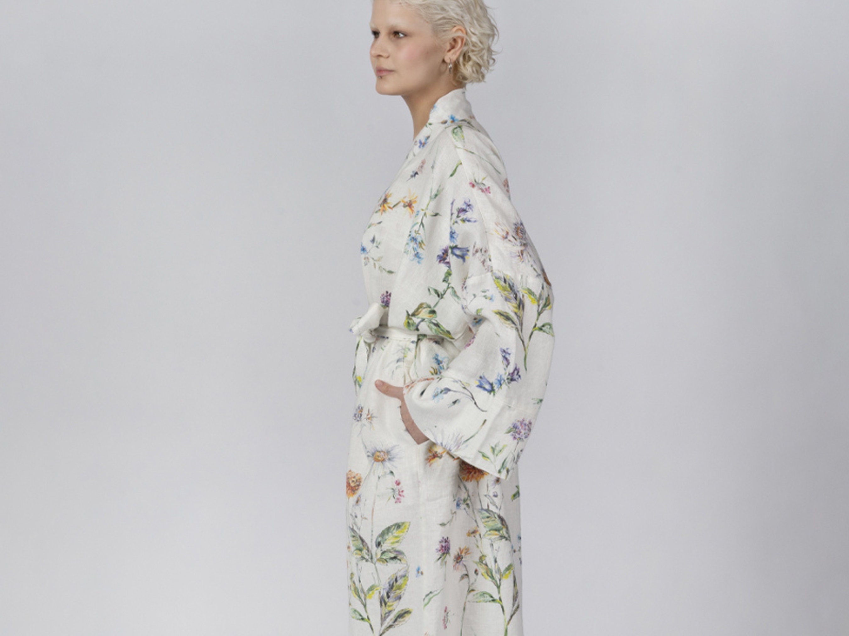 Linen Bathrobe Kimono Midsummer, Flower Print Bathrobe, White Kimono ...