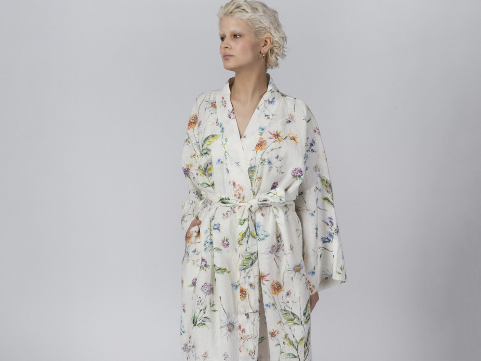 Linen Bathrobe Kimono Midsummer, Flower Print Bathrobe, White Kimono ...