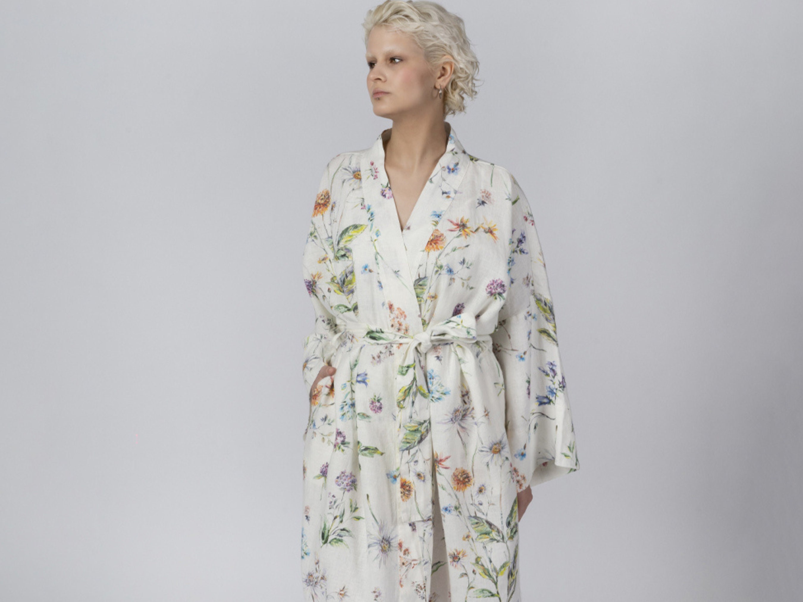 Linen Bathrobe Kimono Midsummer, Flower Print Bathrobe, White Kimono ...