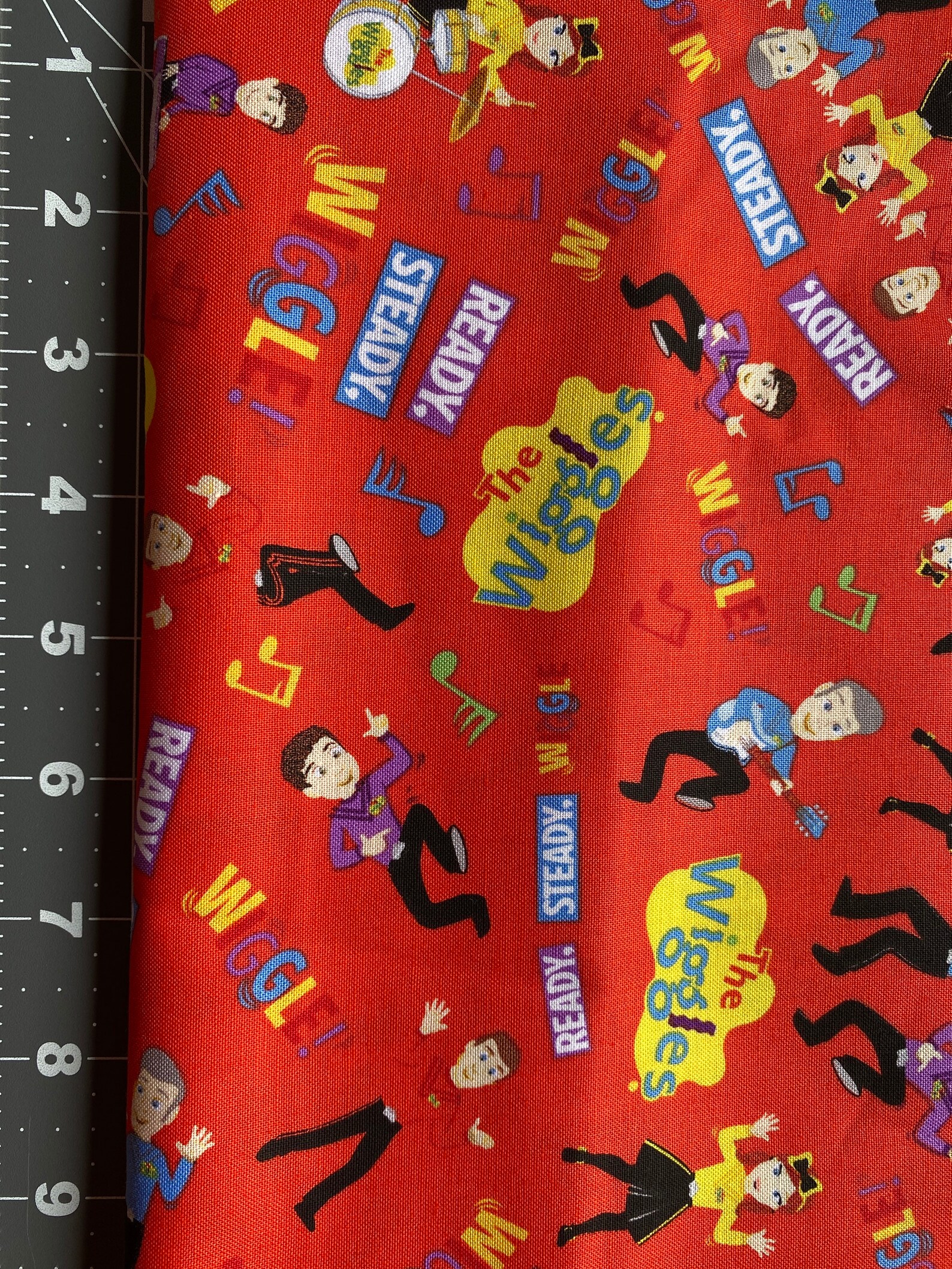 The Wiggles Cotton Fabric 18 X 21 Fat Quarter - Etsy