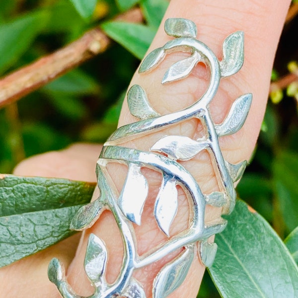 Vine Leaf Ring - Etsy