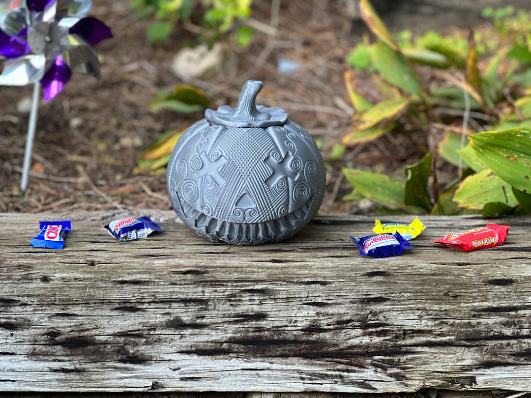 Scary Artist Pumpkin Jar- Jack-o-lantern Jar With Lid, Perfect for ...
