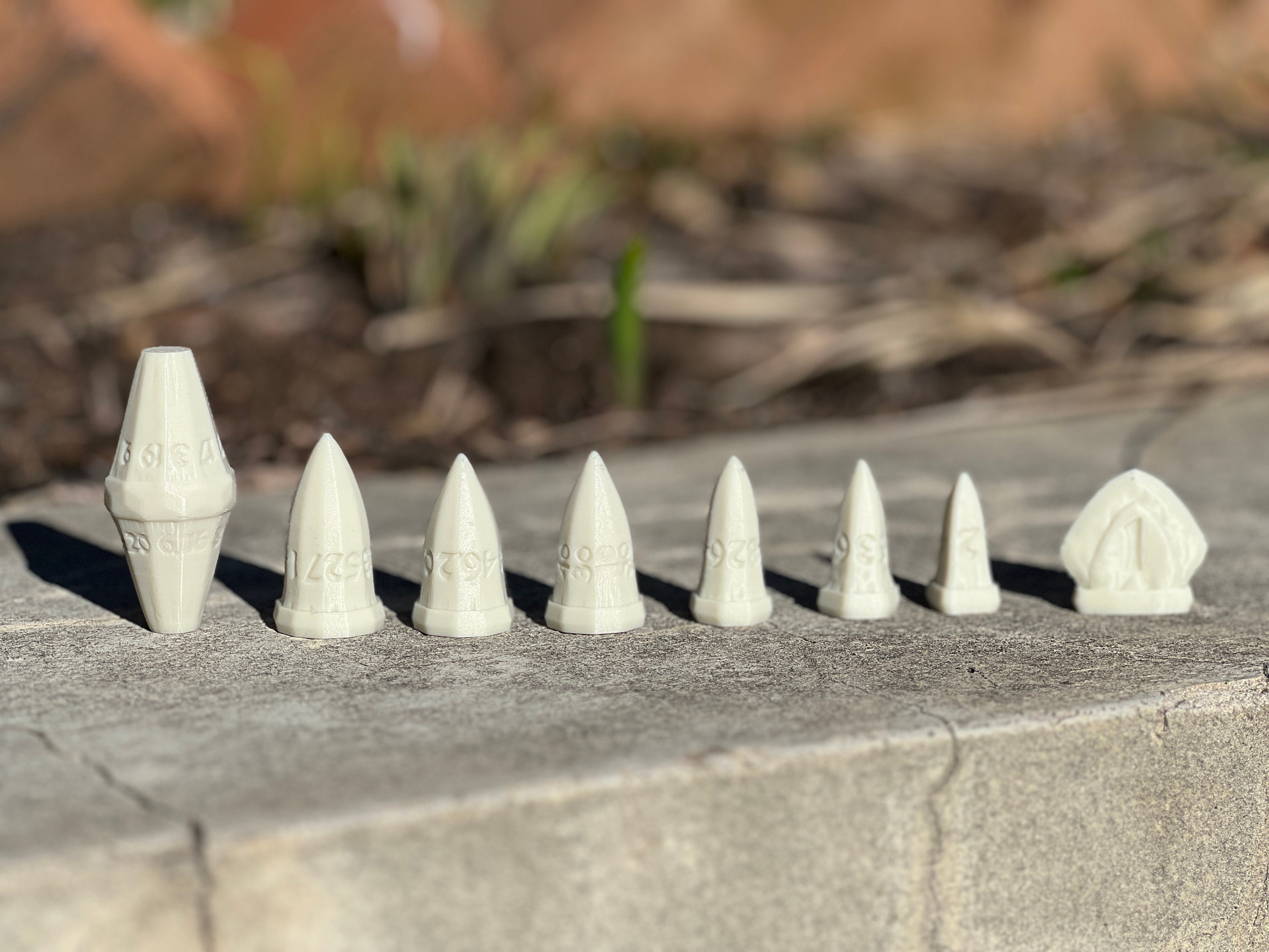Dragon Teeth Dice Dragon Teeth Themed Dice and Jawbone - Etsy