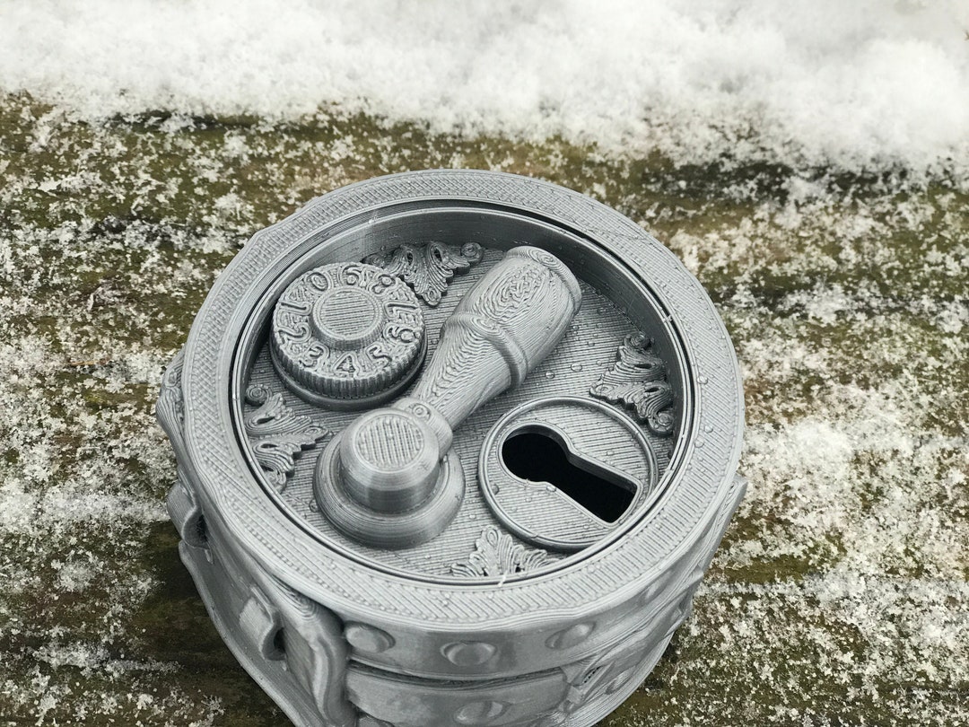 Rogue Mythic Dice Box - Rogue Themed Dice Box by Ars Moriendi (D&D, 5e ...