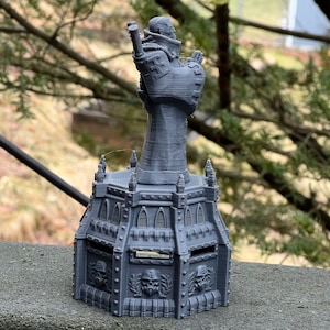 Statue of the Warden Priest - Sci Fi/apocalyptic Tabletop Terrain for ...