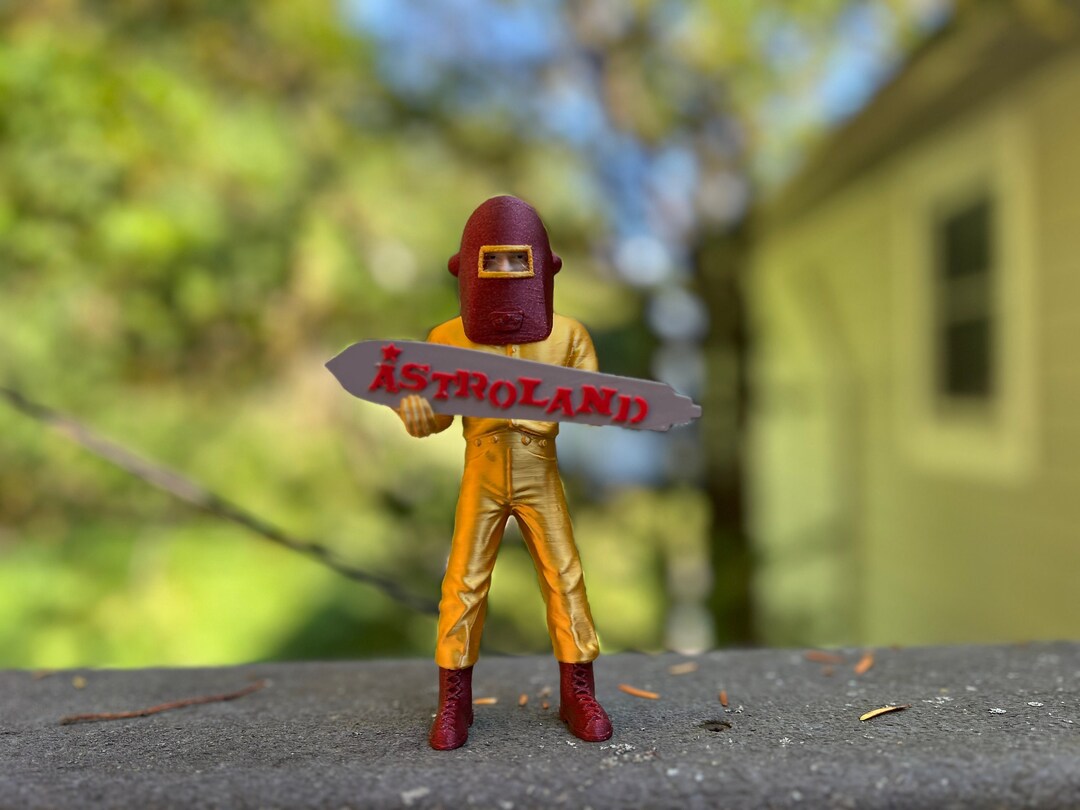 Astroland Muffler Man - Miniature Version of American Giant Based on ...