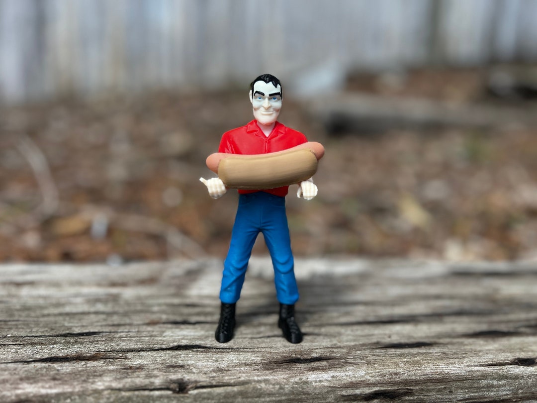 Hot Dog Muffler Man - Miniature Version of American Giant Based on ...