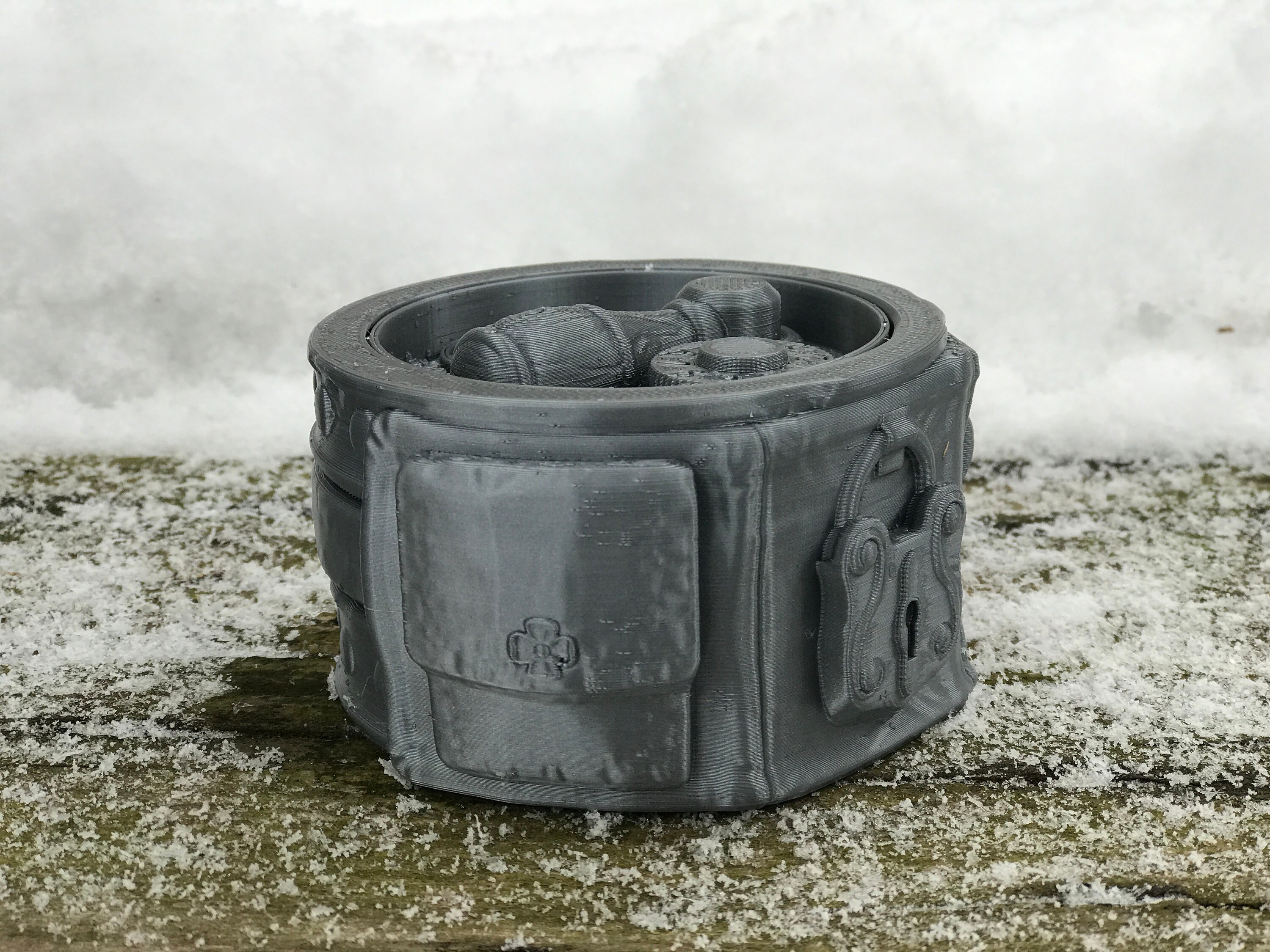 Rogue Mythic Dice Box - Rogue Themed Dice Box by Ars Moriendi (D&D, 5e ...