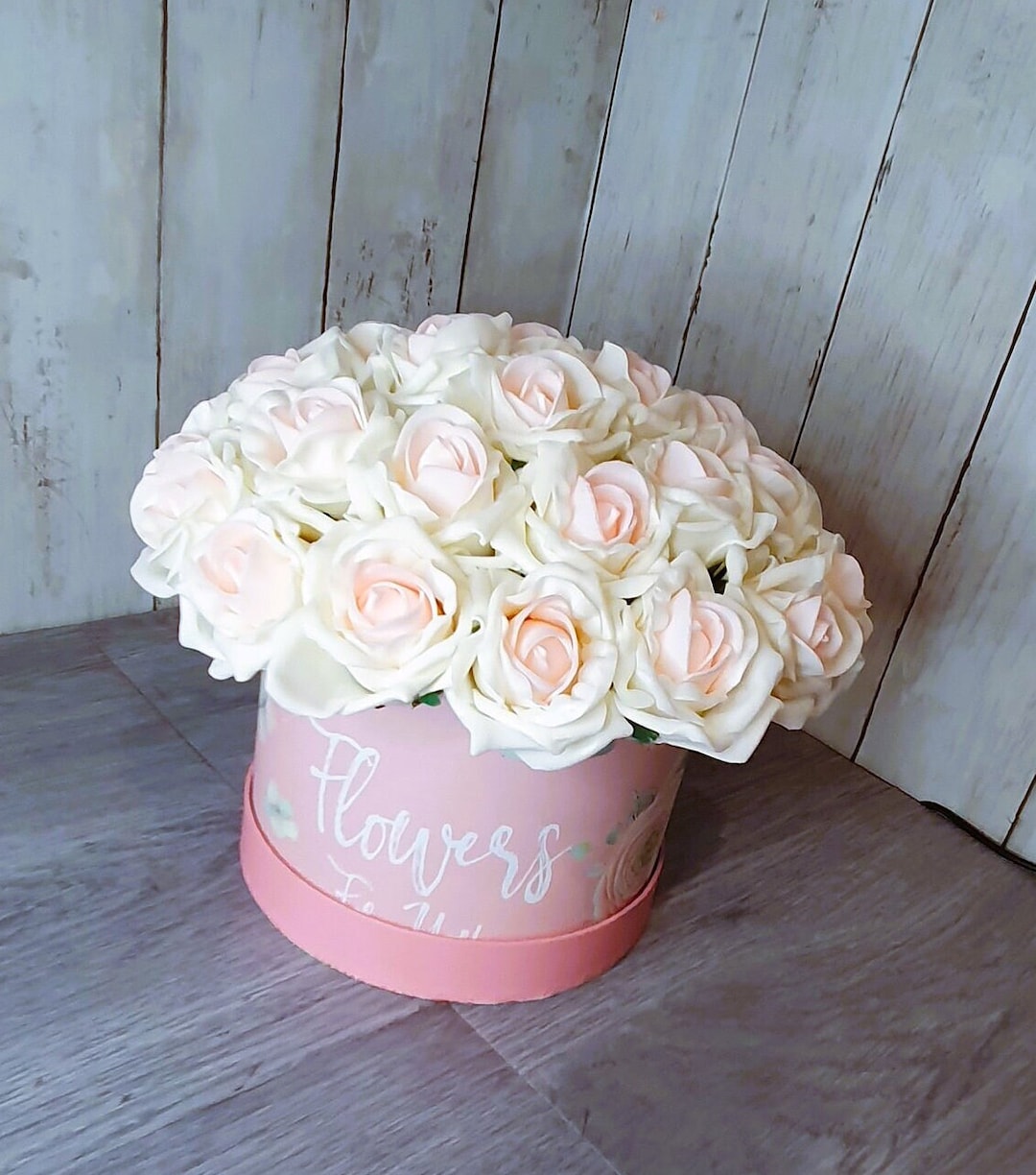 Flower Hat Box, Flower Arrangement, Mothers Day Flowers, Rose Hat Box ...