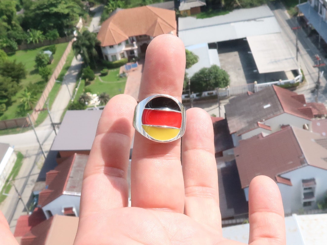 German Flag Ring, Cheer on Deutschland: Round German Flag Costume Ring ...