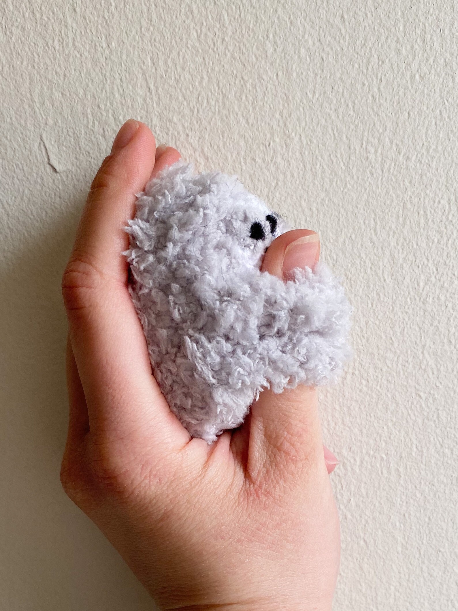 Finger hugger fluffy sloth. Hand crocheted fidget toy/sensory | Etsy