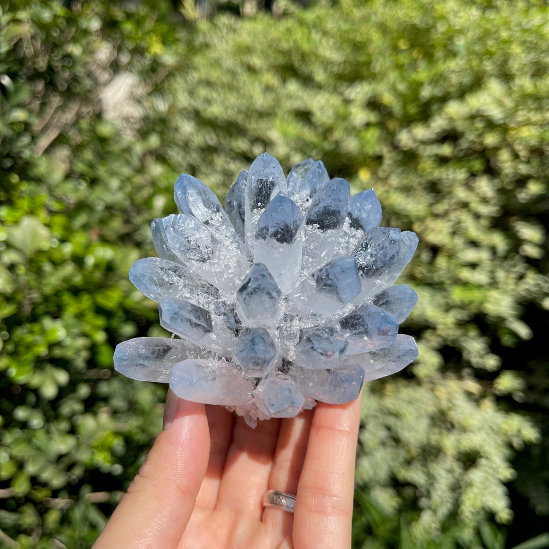 Laboratory Blue Quartz Crystal Cluster, Mineral Specimen, Home Decor ...