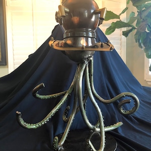Octopus/ Diving Helmet/ Ocean Art/ Sea Monster/ Tranquil/ - Etsy