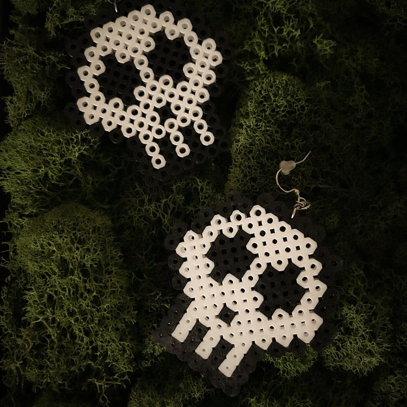 Perler Bead Skull - Etsy