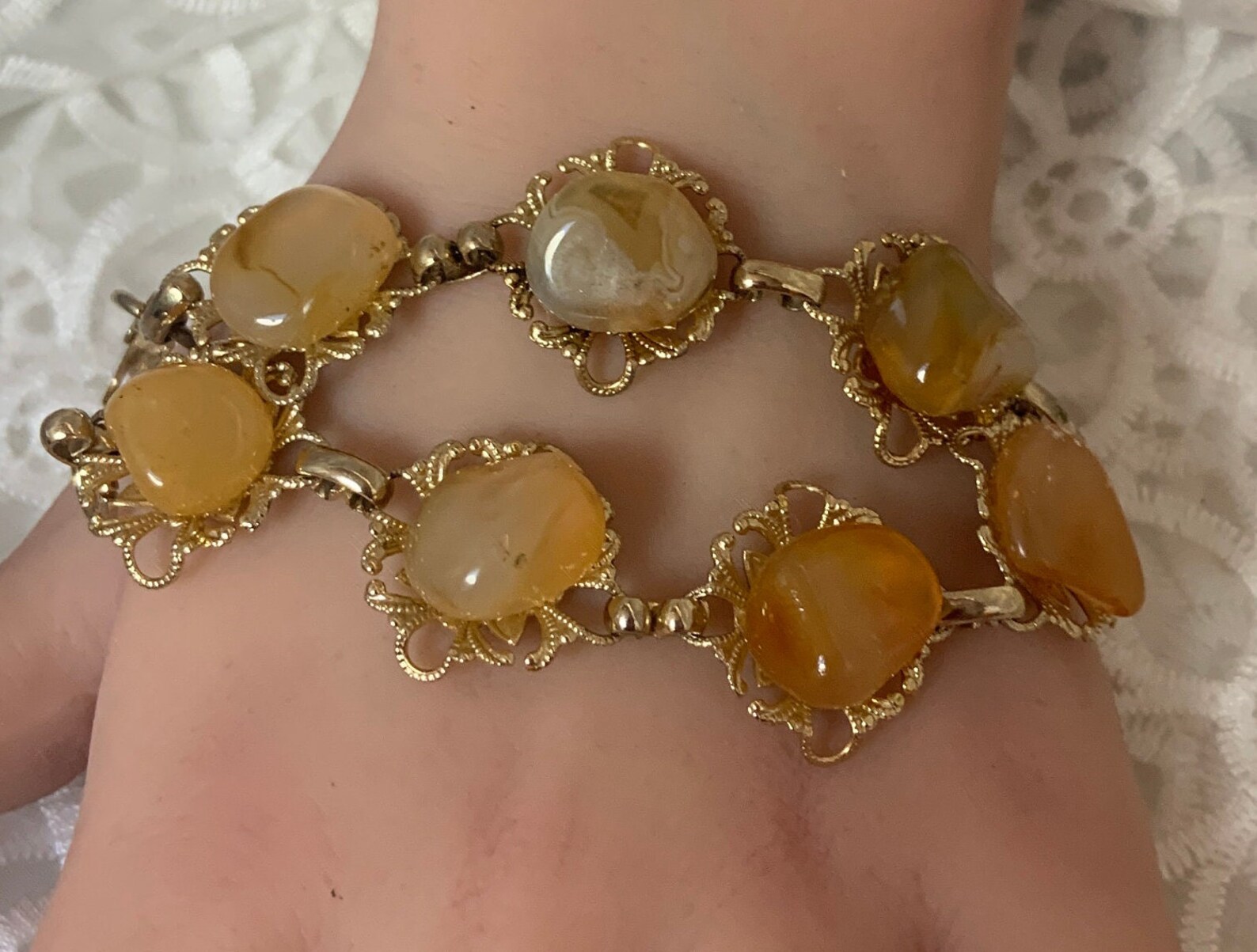 Vintage Beautiful Light Honey Color Stones and Gold Tone Bracelet. - Etsy