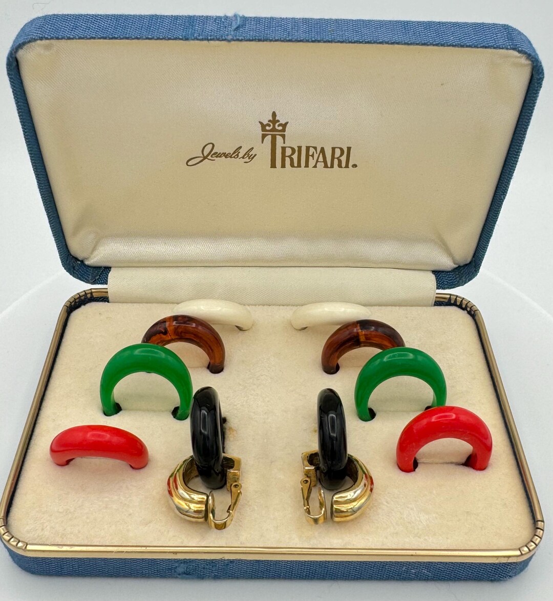 Vintage Crown Trifari Set of Five Interchangeable Earrings - Etsy