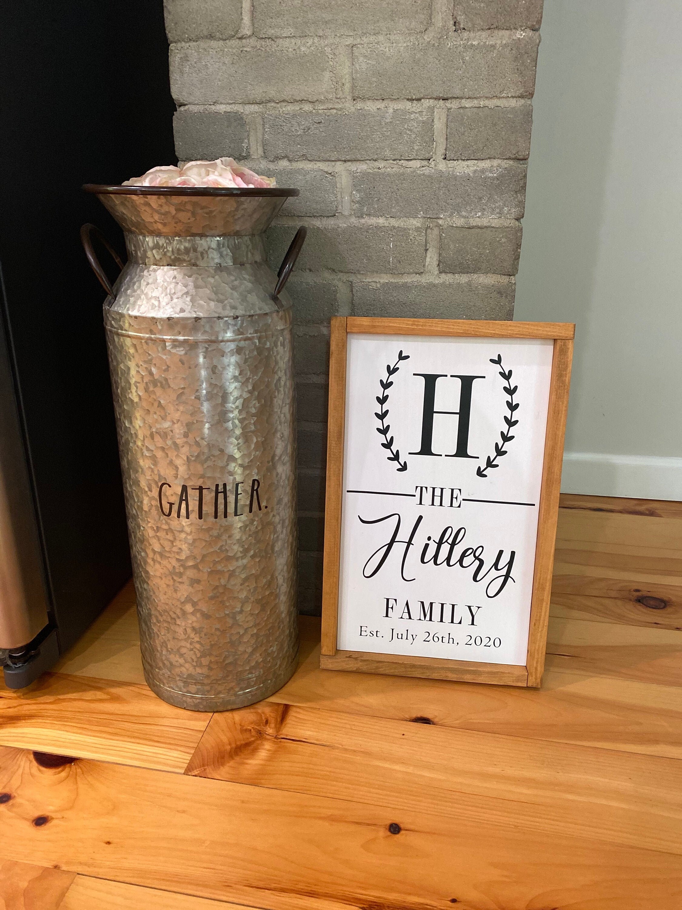 Last Name Farmhouse Sign / Housewarming Gift / Wedding Present - Etsy