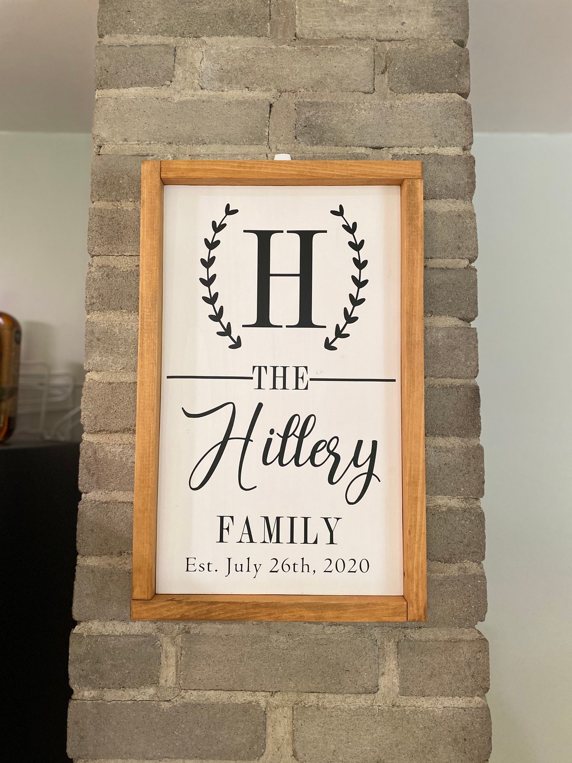 Last Name Farmhouse Sign / Housewarming Gift / Wedding Present - Etsy