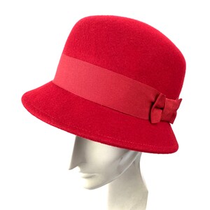Red Cloche Hat, 1920s Red Hat, Woman Red Felt Hat, Cloche Felt Hat ...