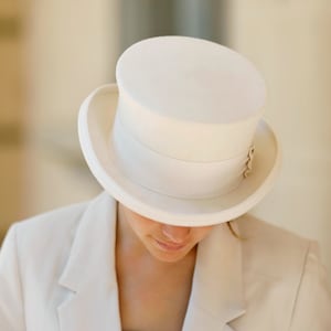 WHITE Top Hat, Bridal Top Hat, White Wedding Hat, White Low Top Hat ...