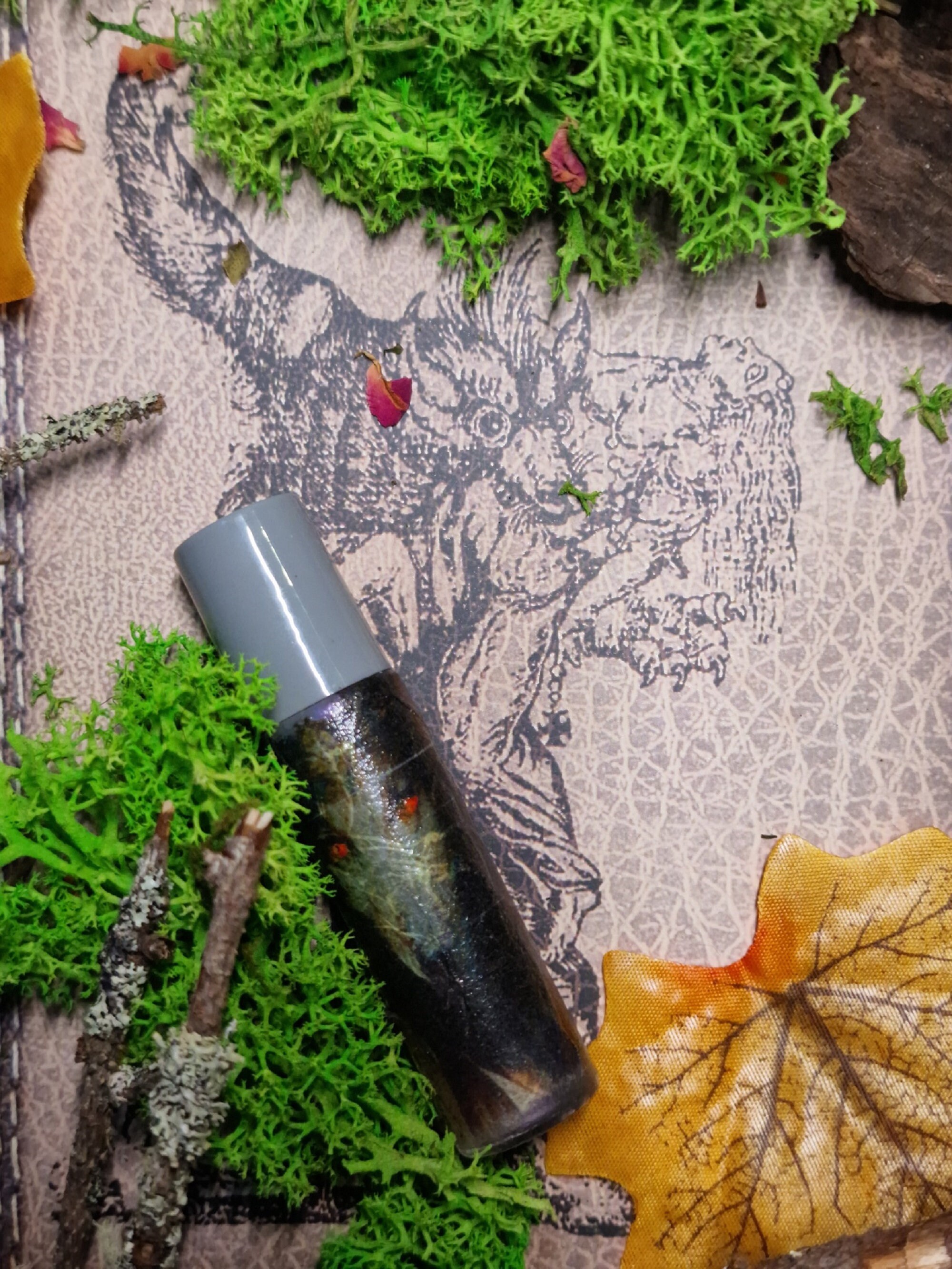 Irish Werewolf Potion Infused Perfume Roll-on Oil Claws - Etsy UK