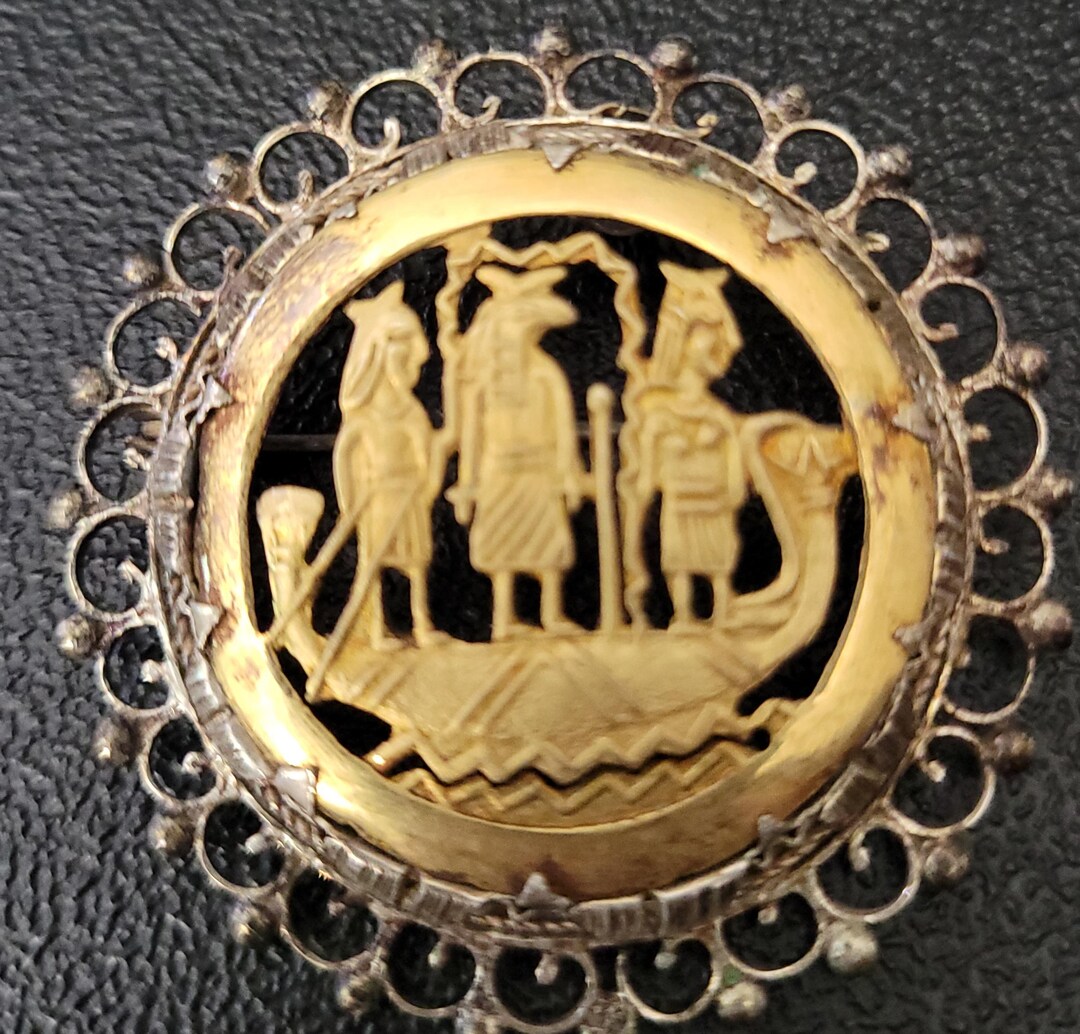 Vintage Sterling Silver Egyptian Storyteller Round Pin Brooch Pendant ...