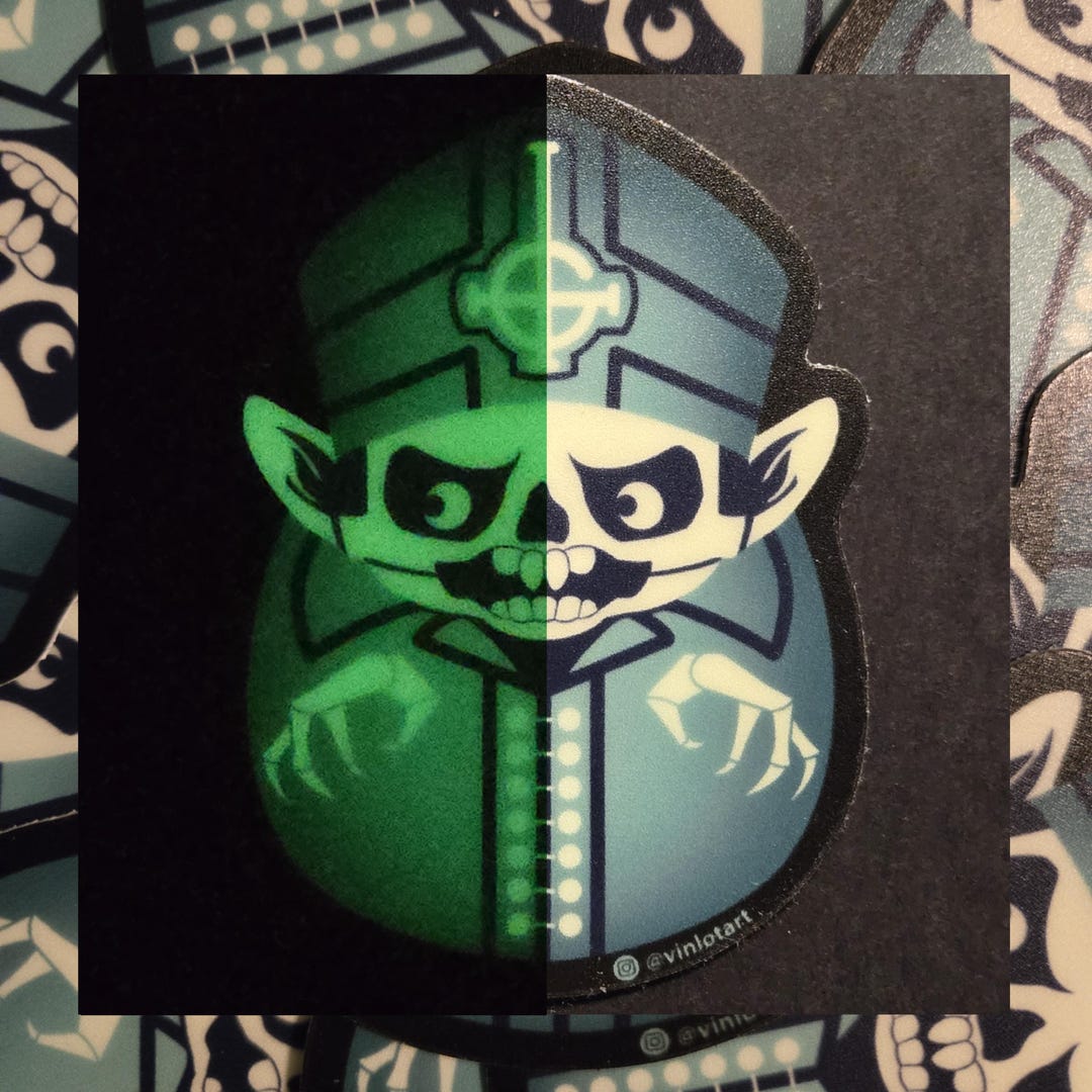 Ghostmallows Ghostferatu Glow-in-the-dark Vinyl Sticker- Squishmallows ...