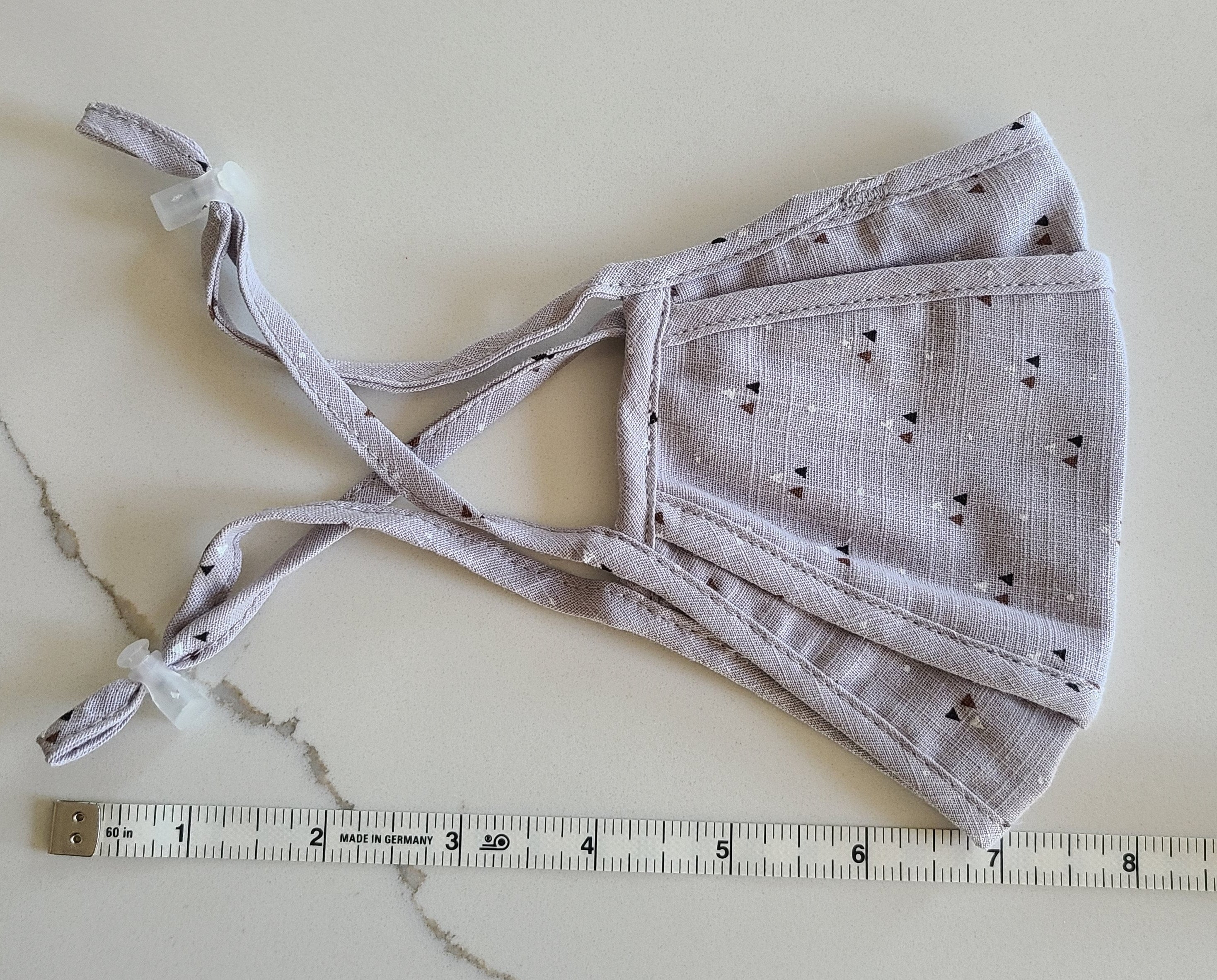 3D Tri Folds Shape Mask, Cool Easy Breathable, Linen Style Face Mask ...