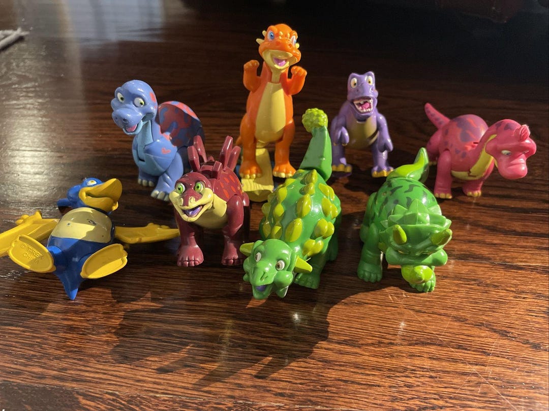 Downtown Disney T Rex Cafe Restaurant Dinosaurs Jointed Figures 8 Piece ...