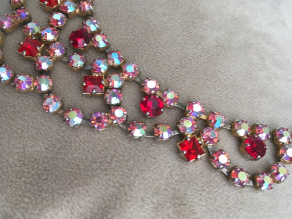 Vintage Sparkling Spectrum of Red Rhinestone Stunning… - Gem