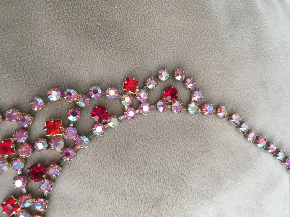 Vintage Sparkling Spectrum of Red Rhinestone Stunning… - Gem