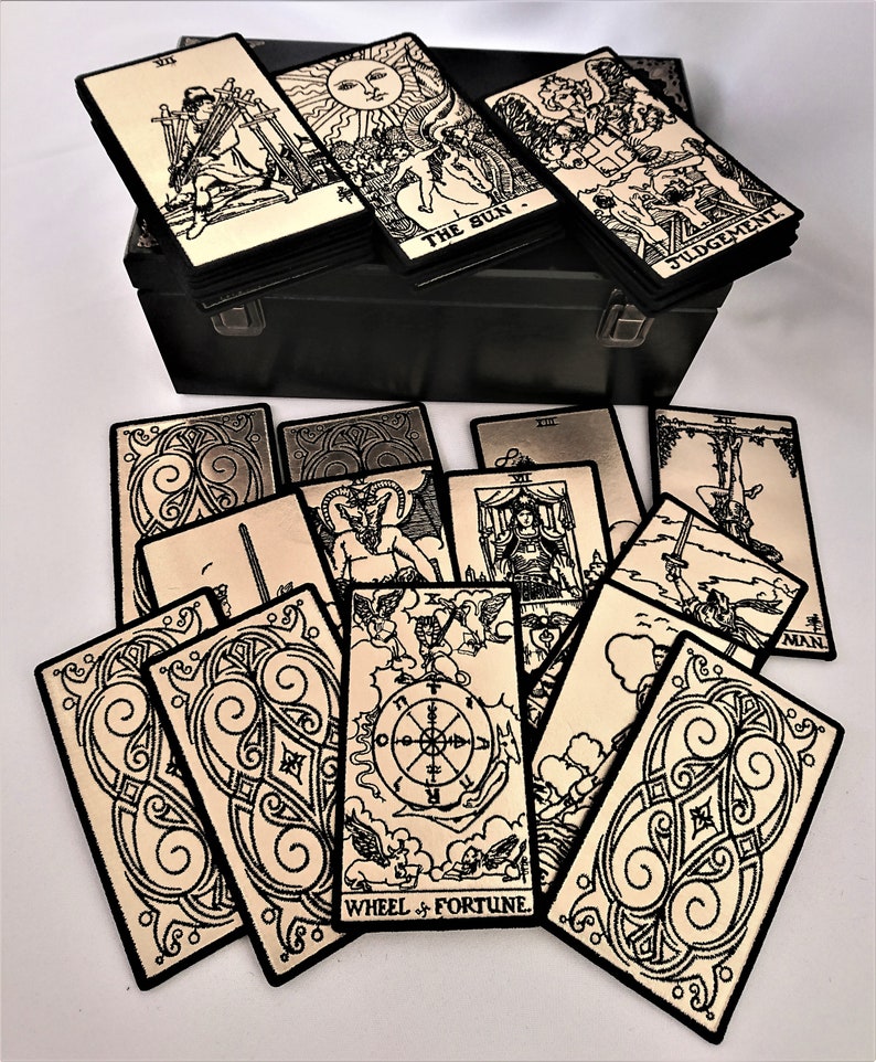 Tarot Deck 78 White Gold Embroidered Classic, Tarot Rider Waite ...