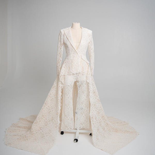 Embraced by Lace Outfit - Etsy Canada