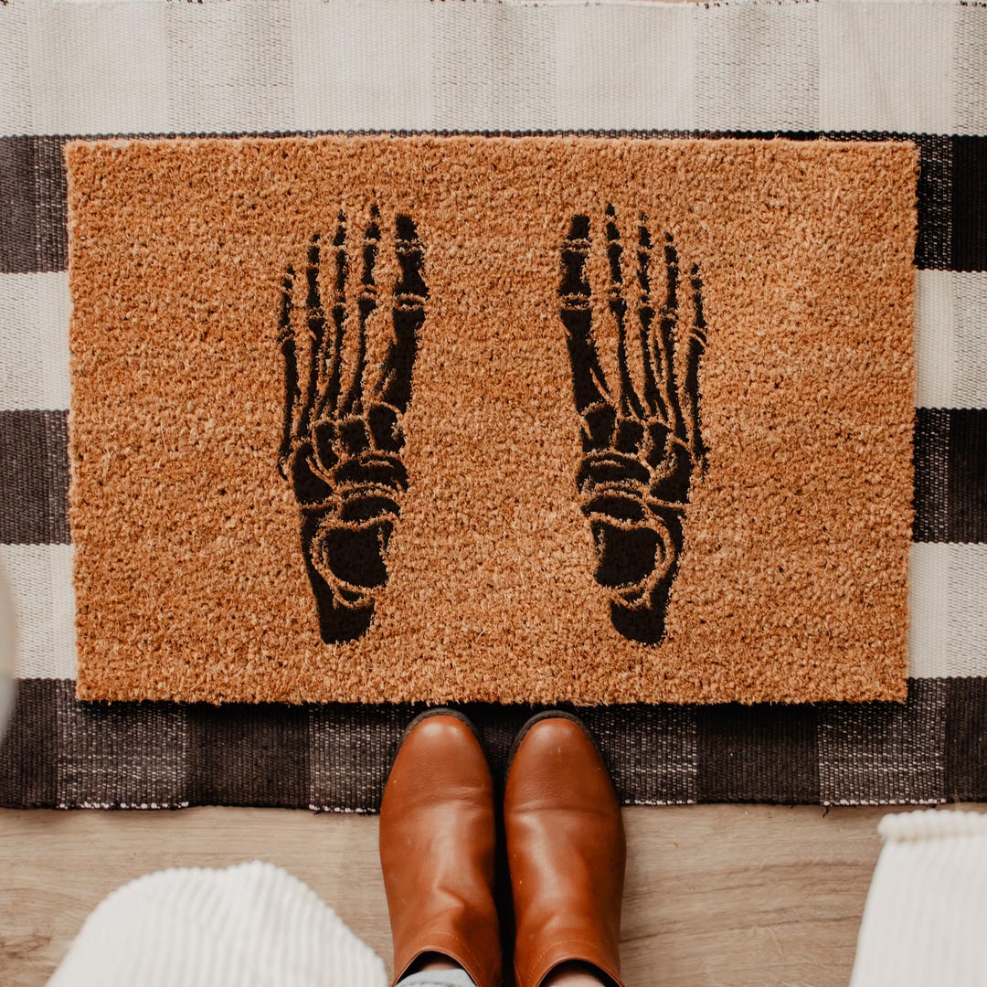 Funny Halloween Doormat, Foot Skeleton Welcome Mat, Halloween Home ...
