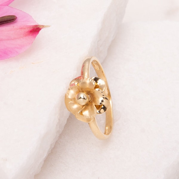Gold Flower Ring - Etsy