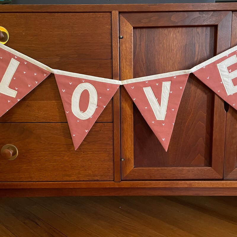 Valentine Bunting - Etsy