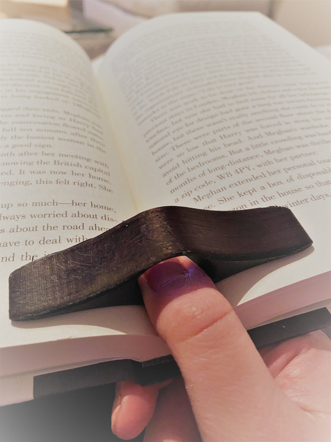 Book Holder Page Holder Plastic Book Page Holder Thumb Page Holder Page ...